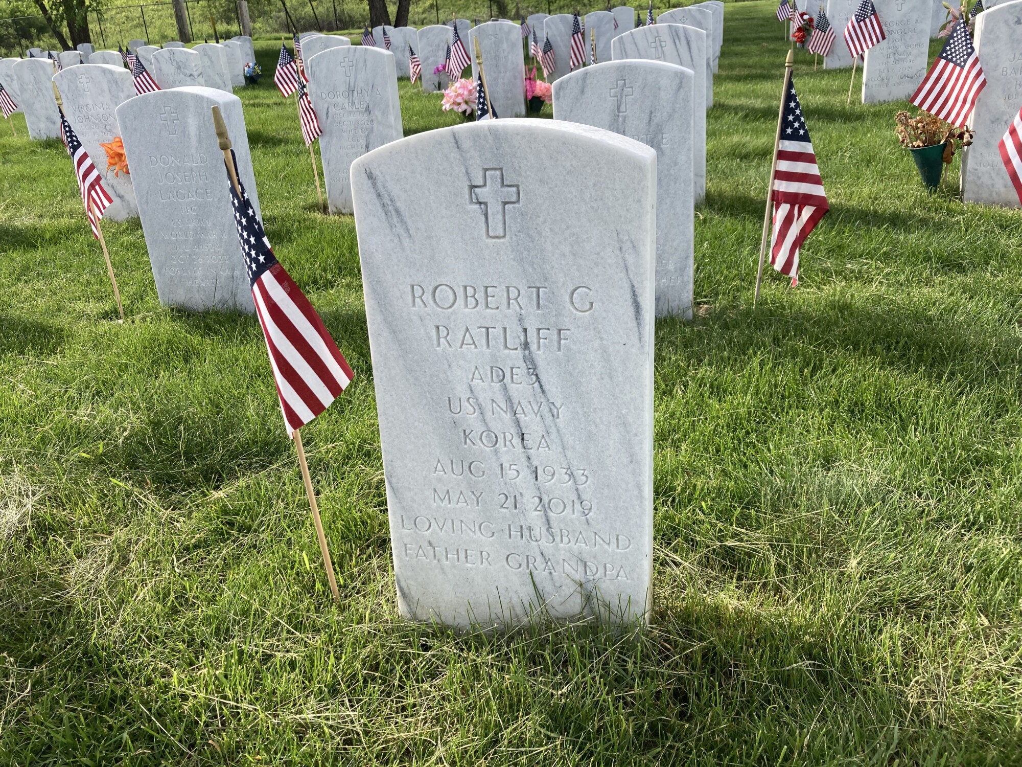 Robert G Ratliff – Flags for Fort Snelling